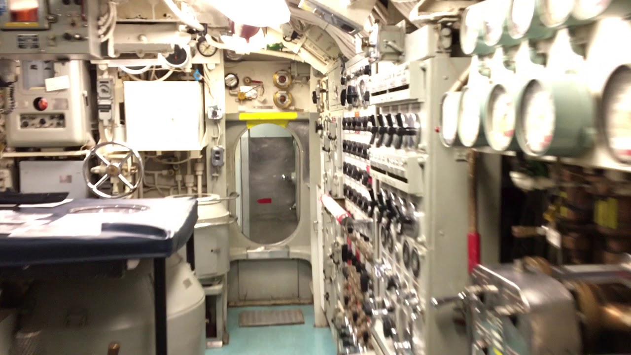 submarine USS Razorback sleepover - YouTube