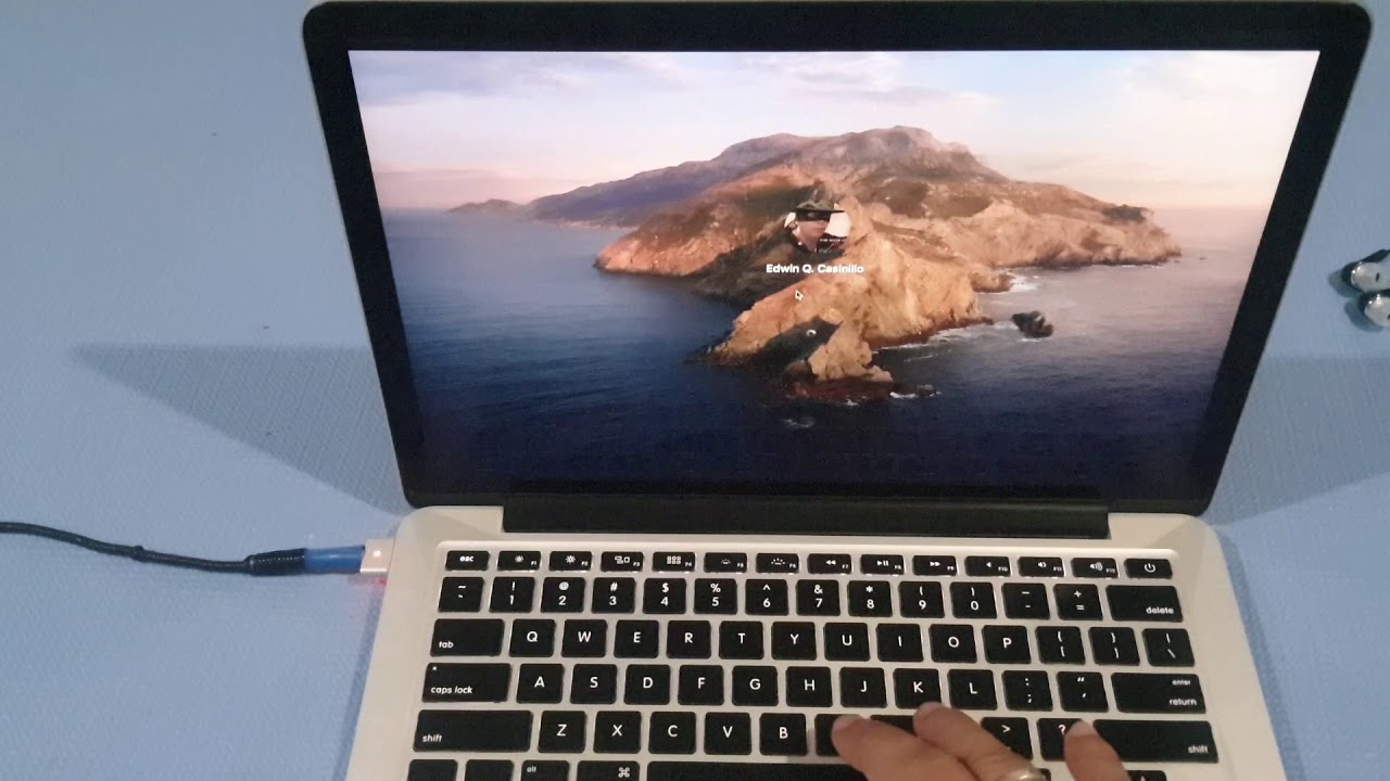 Macbook Bricked by macOS Big Sur Update - Boot Workaround - YouTube