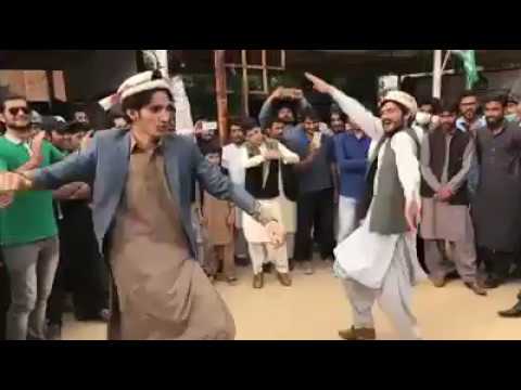 GILGIT BALTISTAN CULTURAL DANCE‪International Islamic University Islamabad IIUI CULTRAL WEEK ...