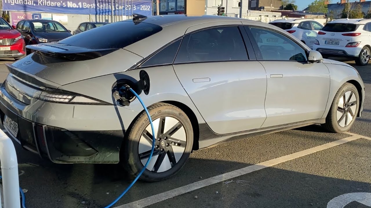 Transmission Blue under sunlight - Hyundai Ioniq 6 #ioniq6 # ...