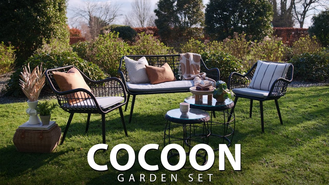 Cocoon Outdoor Sofa Set - YouTube