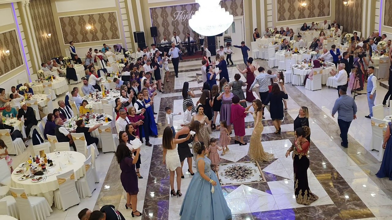 Armend Shala Mendi-Live 2019 Dasem ne Hajdini Palace - YouTube