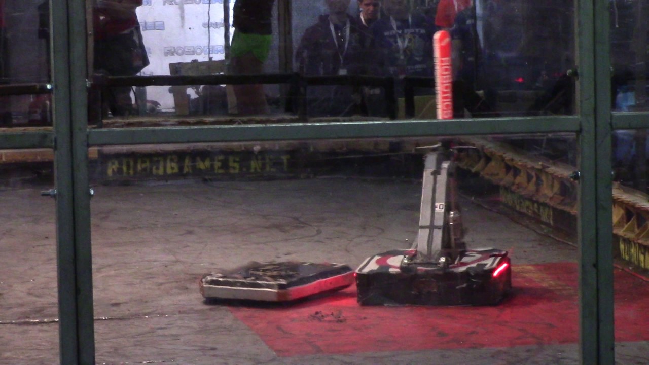 MANDiii vs Houston - RoboGames 2017 - YouTube