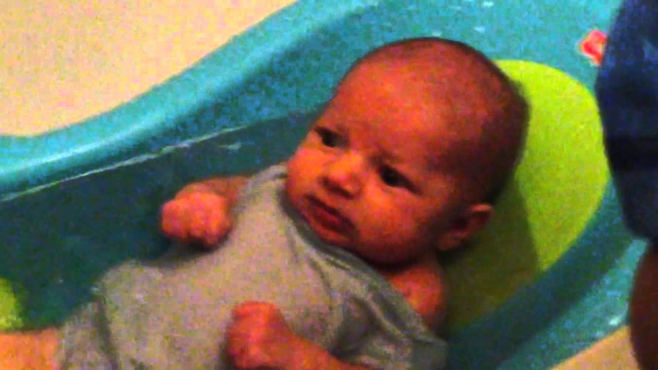 Isaiah bath time 2014 with Isaiah - YouTube