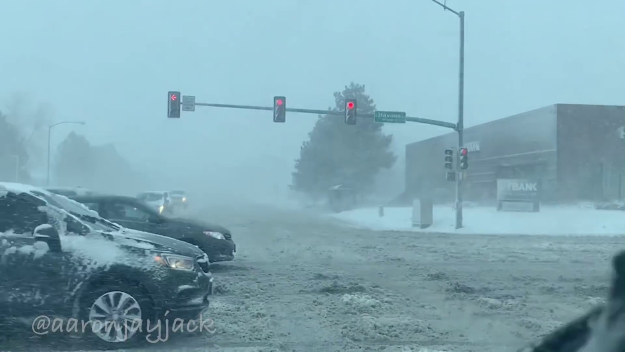 BLIZZARD Hammers Denver, Colorado With 70+ MPH Gusts and Heavy Snow ...
