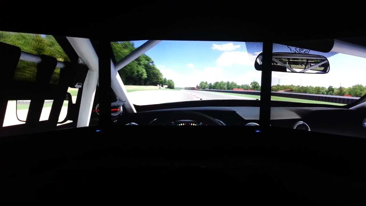 iRacing Three Screen Set-up - YouTube