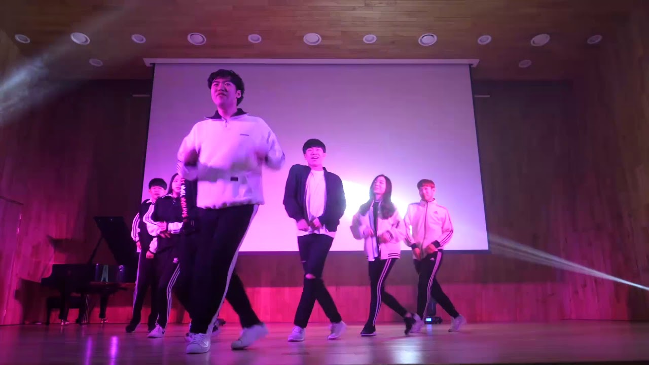 171222 대구 KT&G 상상유니브 MAD 'Bruno Mars - 24k magic' - YouTube