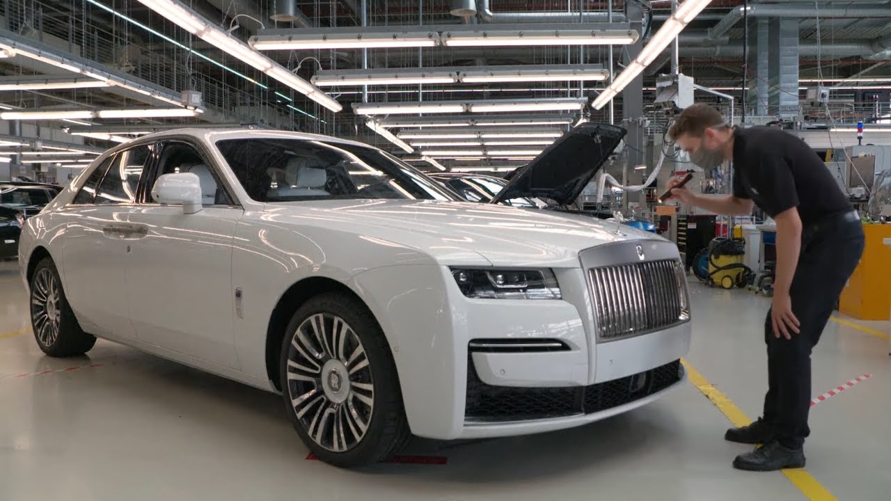 The New 2021 Rolls Royce Ghost - YouTube