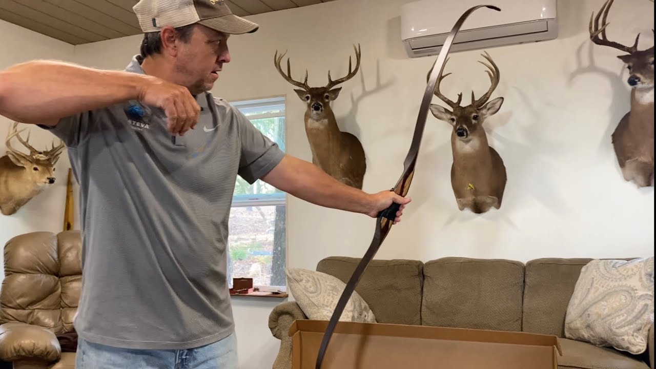 Big Jim Mountain Monarch: Unboxing NEW BOW - YouTube