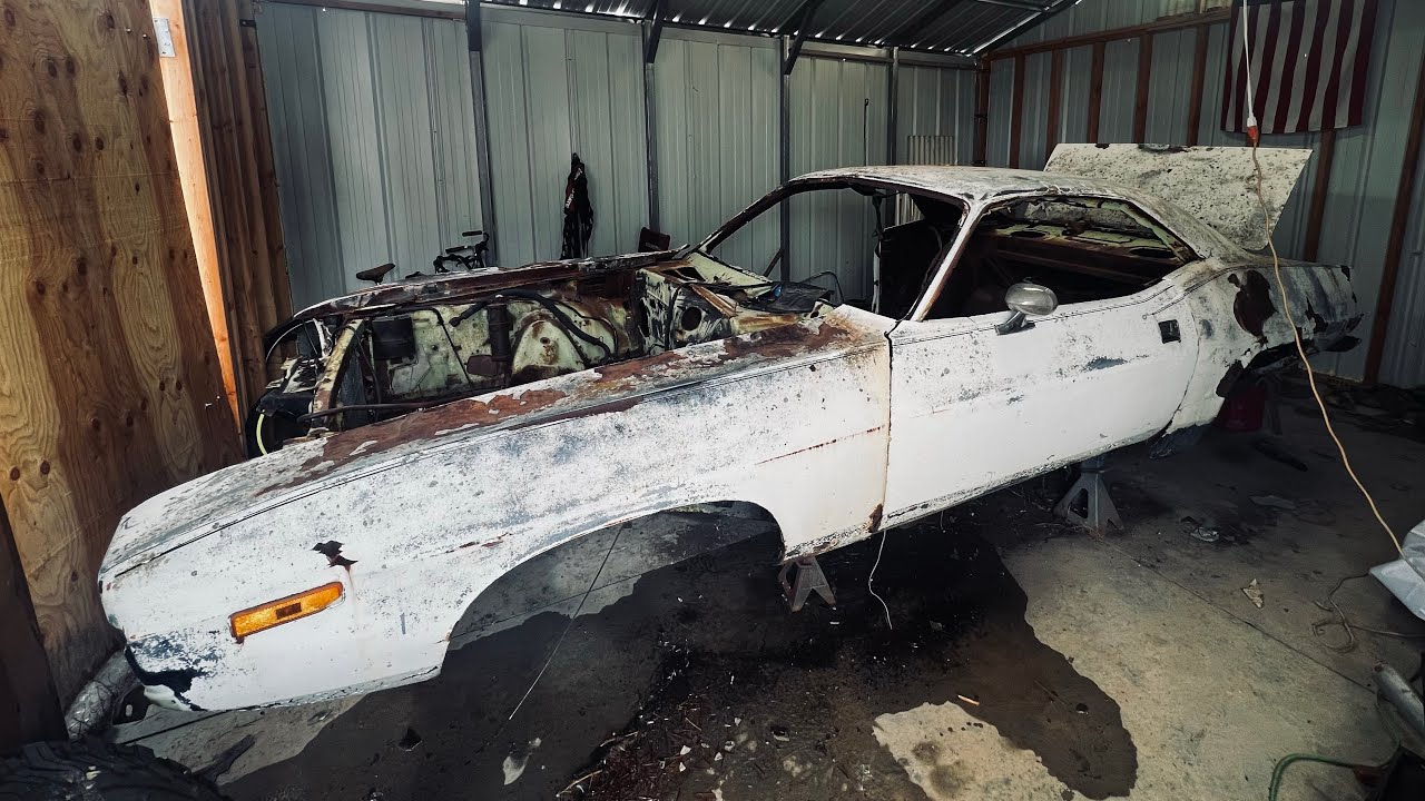 Episode 1: Rust bucket Cuda - YouTube