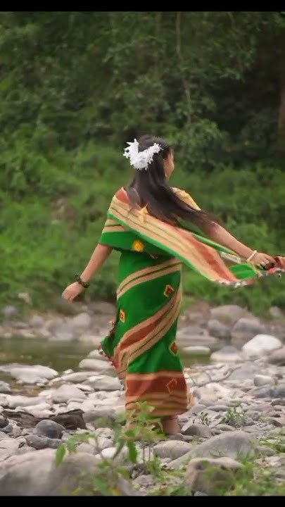 Bohagote// assamese _short video// Nilakshi Neog //sumi madhi// Instagram_ new _reels - YouTube