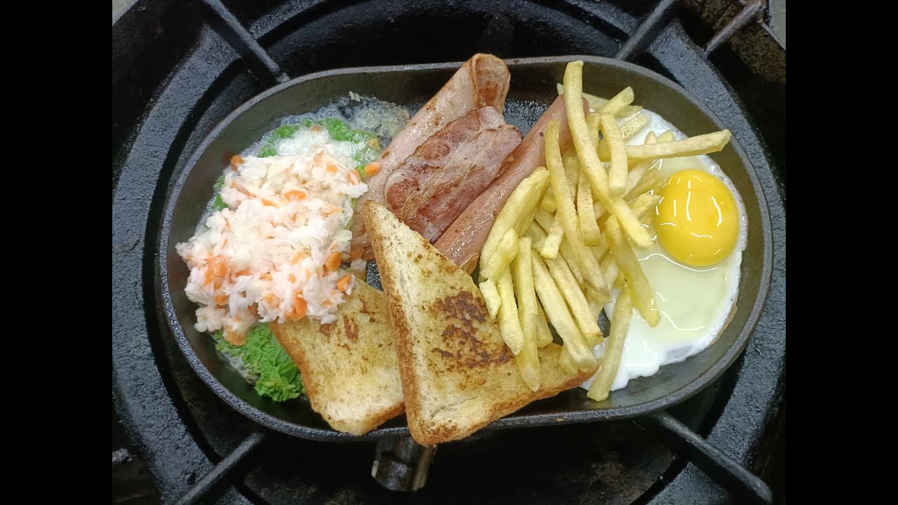 铁板早餐Sizzling Breakfast (A Hao)-第一次煮食物的影片放在Youtube这里 - YouTube