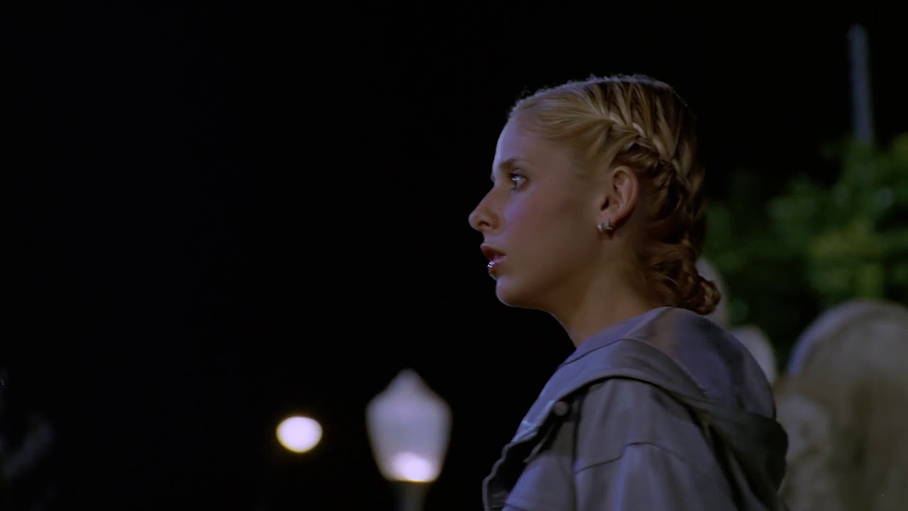 Buffy The vampire Slayer (4x01) The Freshman - YouTube