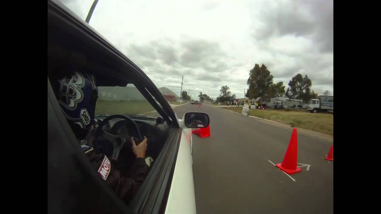 Oakey Sprints Drift Demo 2010-Grant Hartley Pt1 - YouTube