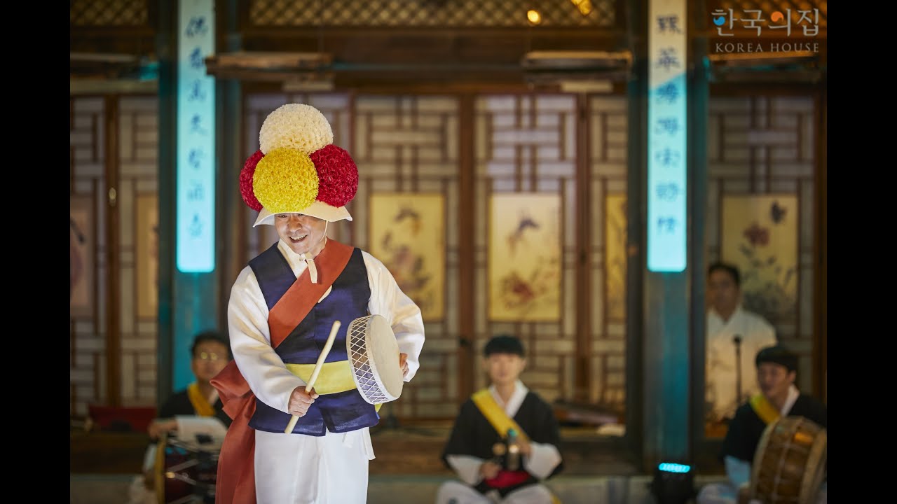 [Traditional Korean Performance Story Ep.12 고깔소고춤 (Gokkal Sogochum ...