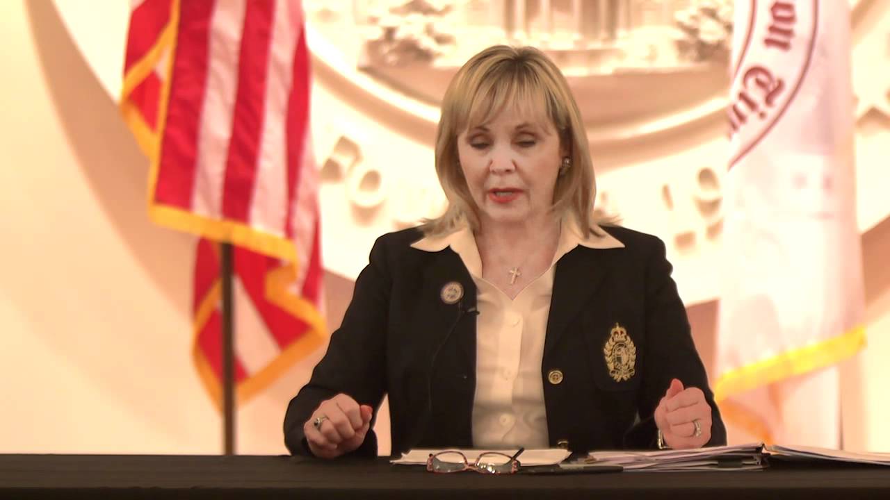 Oklahoma Governor Mary Fallin speaks to TWT editorial board - YouTube