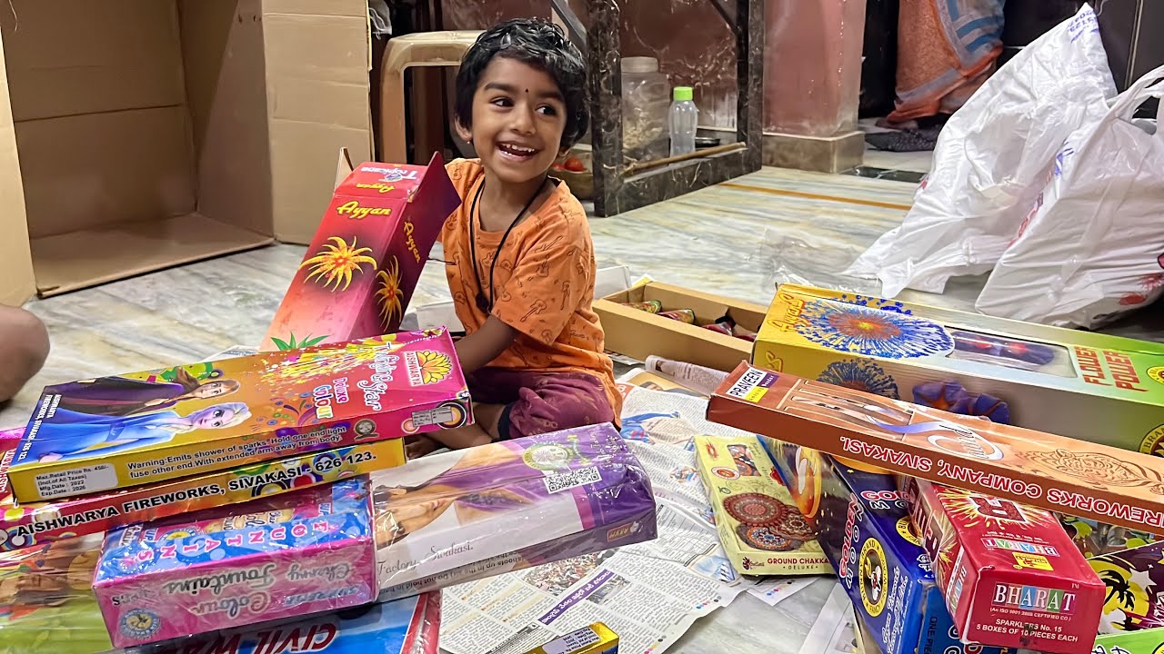 Diwali Special Crackers unboxing!! | Harishroy Vlogs - YouTube