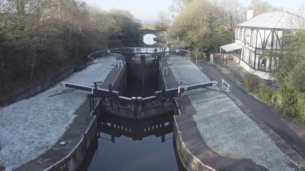 DJI Mavic 2 Pro Top Lock Wigan canal locks 4k footage - YouTube