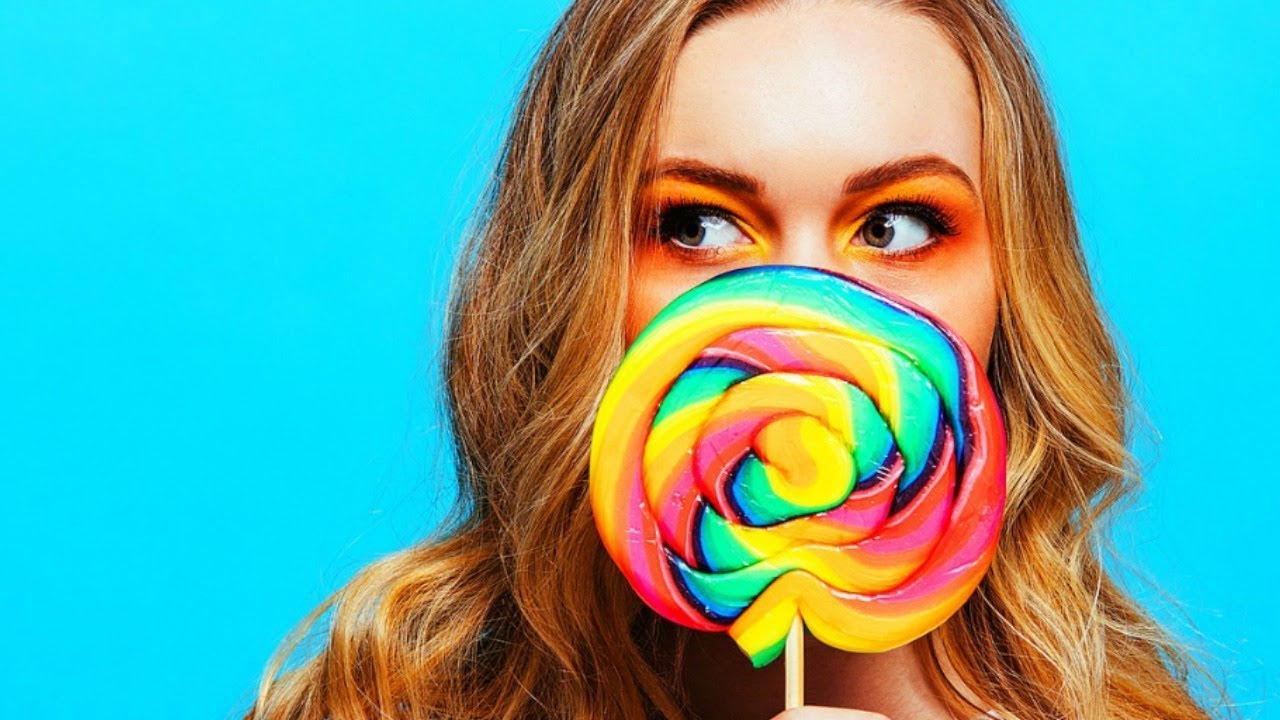 5 SIMPLE WAYS TO CATCH HIS INTEREST! - YouTube