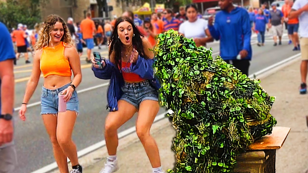 Ultimate Funny Bushman Prank At University of Florida - YouTube