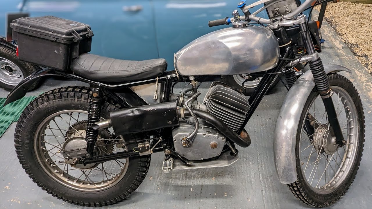 1968 Dalesman. 22 off road trials sections, 100 miles. Will it survive ...