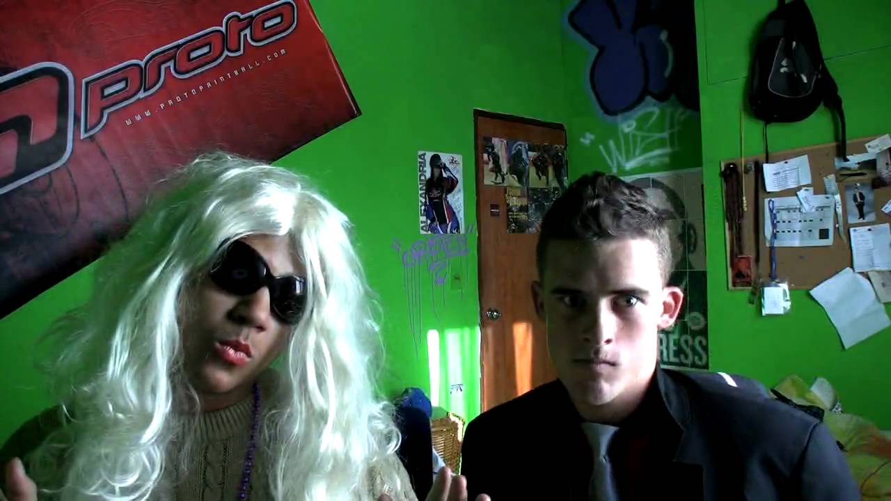 Barbie Girl- Aqua (Music Video) - YouTube