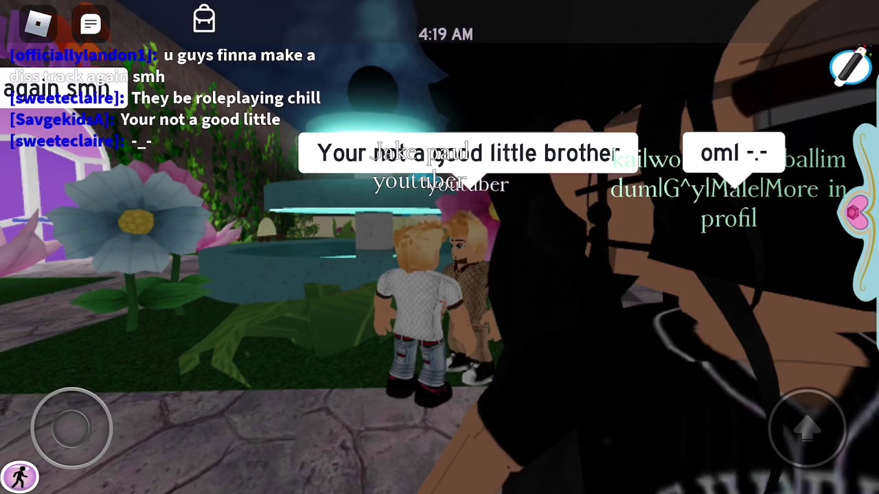 Logan and Jake Paul fighting in Royale High - YouTube