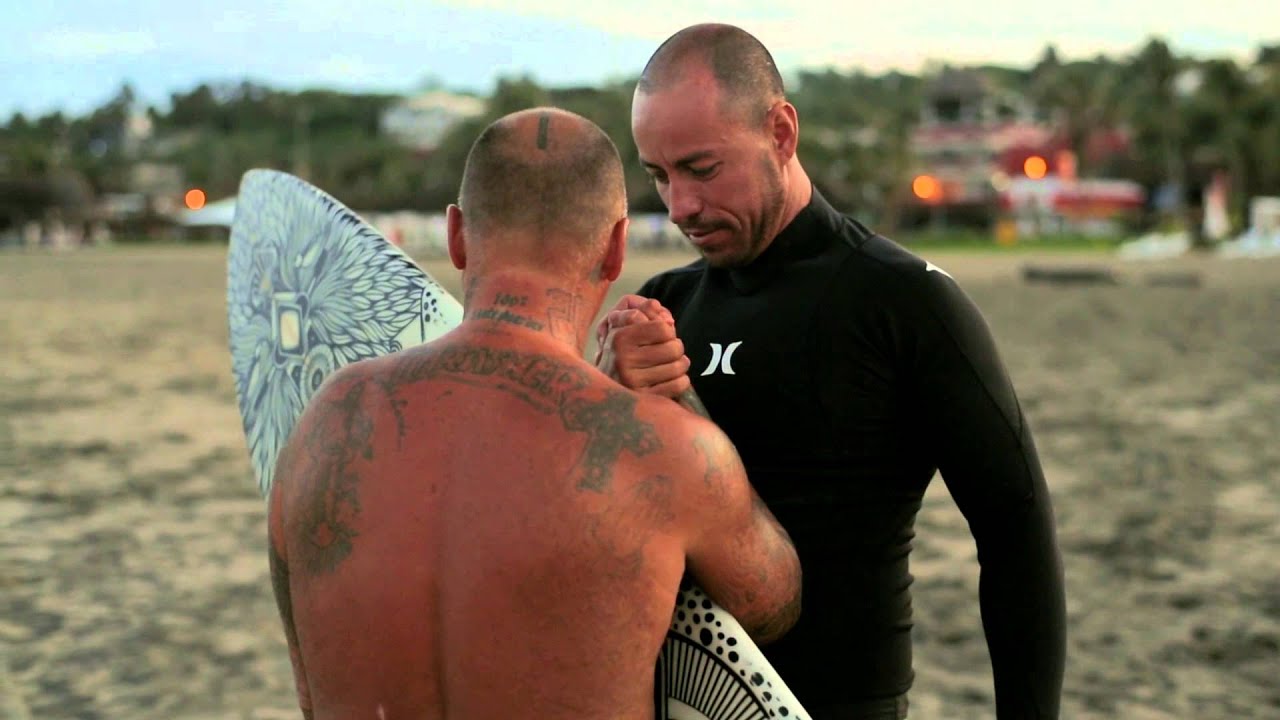 Jay Adams with Coco Nogales in Puerto Escondido August 11, 2014 - YouTube