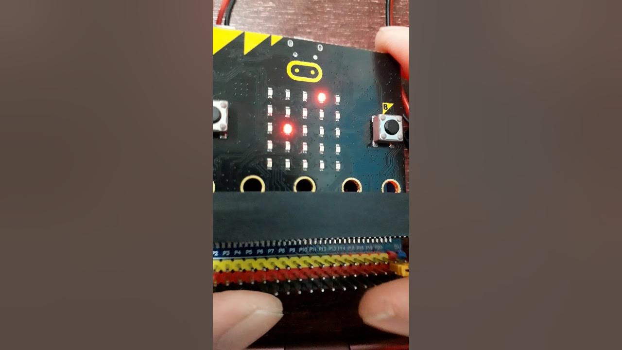 MakeCode Microbit 遊戲設計：貓追老鼠遊戲(Microbit Game: Cat Chasing Mouse Game ...