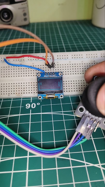 PONG GAME 🎮 ON 0.96 OLED DISPLAY #shorts #youtube #gaming #diy # ...