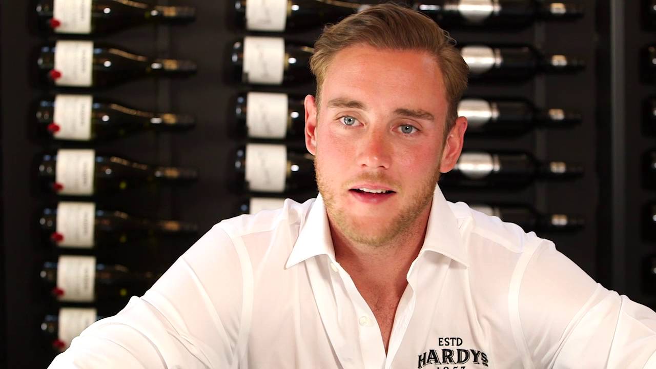 Stuart Broad discusses his 'Cat & Wickets' Pub Company - YouTube