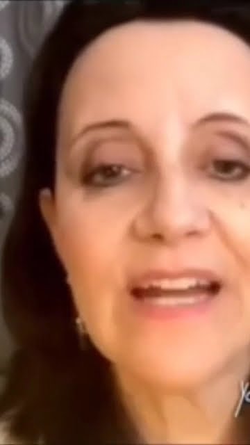 Entrevista a María Beatriz Valencia - YouTube