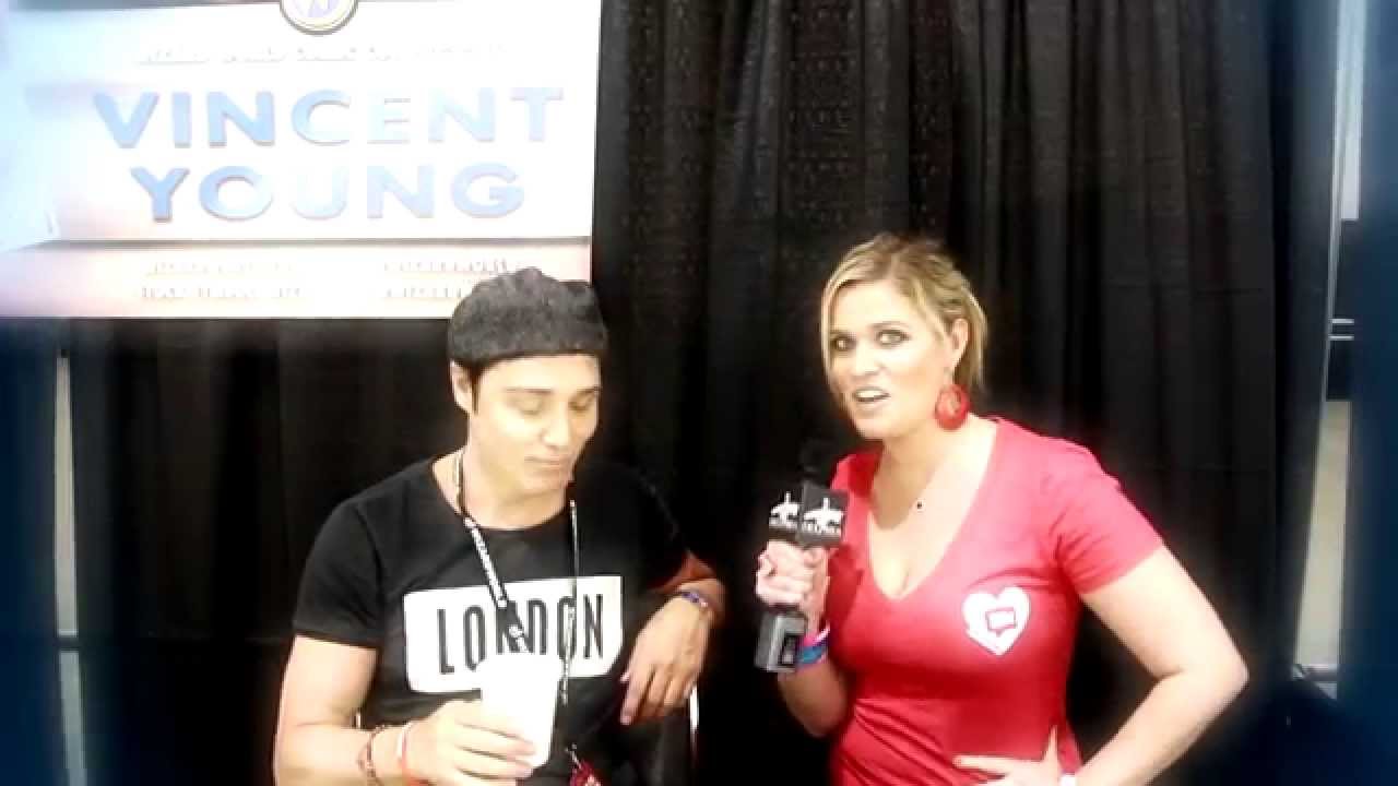 Vincent Young Beverly Hills 90210 Comic Con Philly 2015 - YouTube