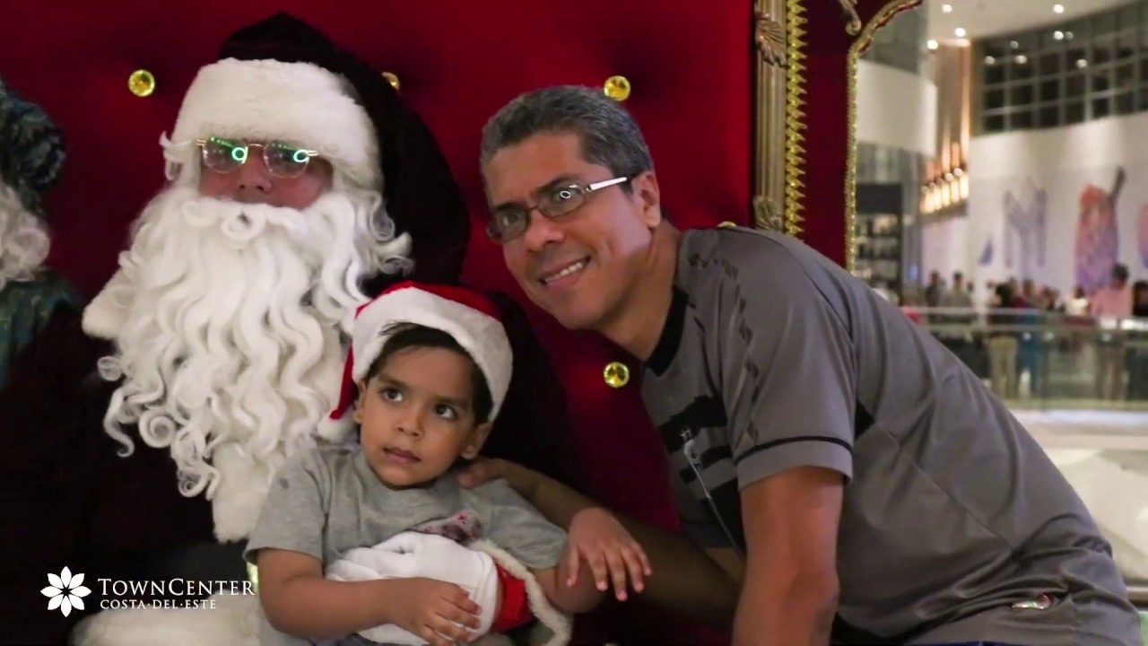 Town Center Costa del Este, la sede de la Navidad - Navitown CDE - YouTube