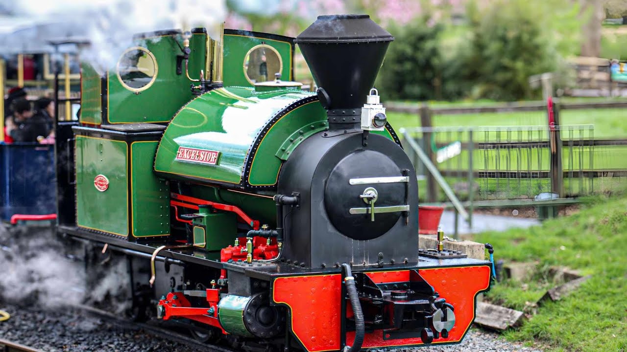 No 2 Kerr Stuart Brazil 0-4-2ST 1049 Excelsior Struggling Up The Hill ...