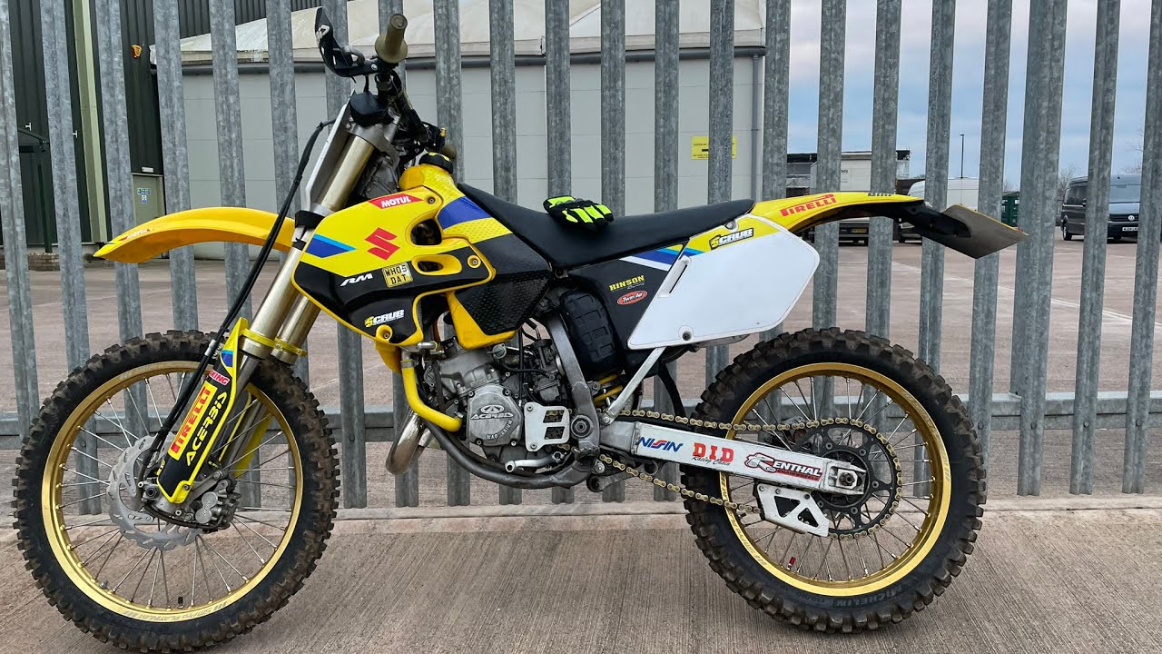 Fun ride home on the RM125! - YouTube