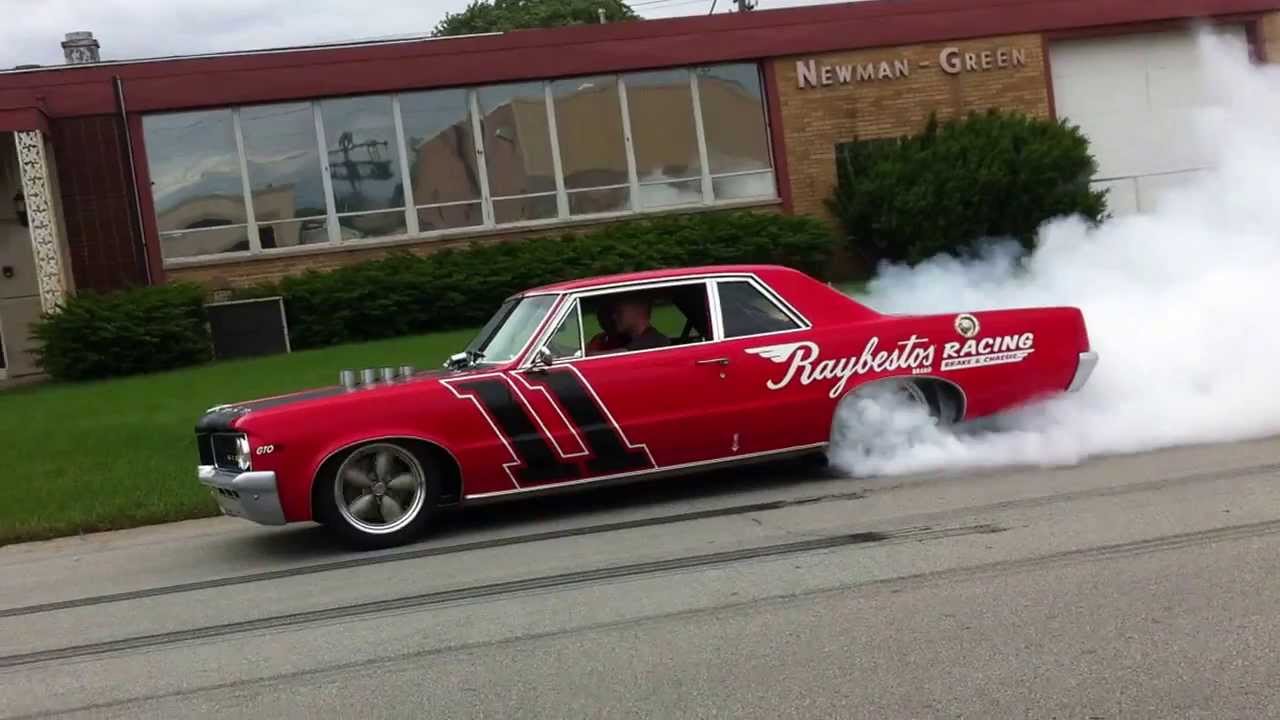 '64 GTO-R Burnout!!! - YouTube