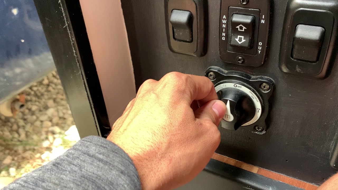Understanding the master power switch - YouTube
