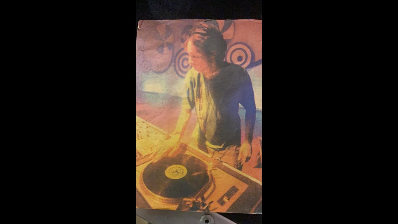 DJ ADRIAN Y DJ RIGO MAQUINA DANCE FM TIEMPO A - YouTube