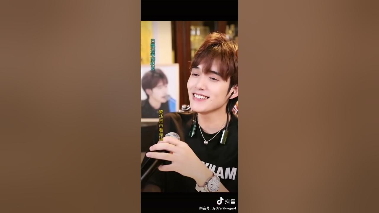 Wu Zhigang covers Yi Sheng You Ni.. 一生有你 - YouTube