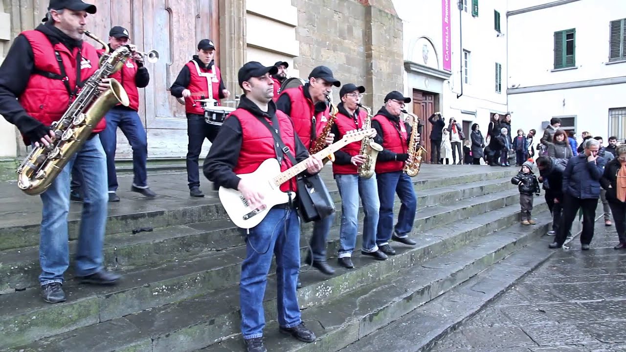 Sound Street Band live @ piazza del Carmine Firenze - YouTube