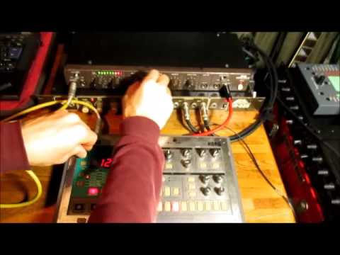 Korg ES-1 + Korg SD-400 + Aria AR-525 test