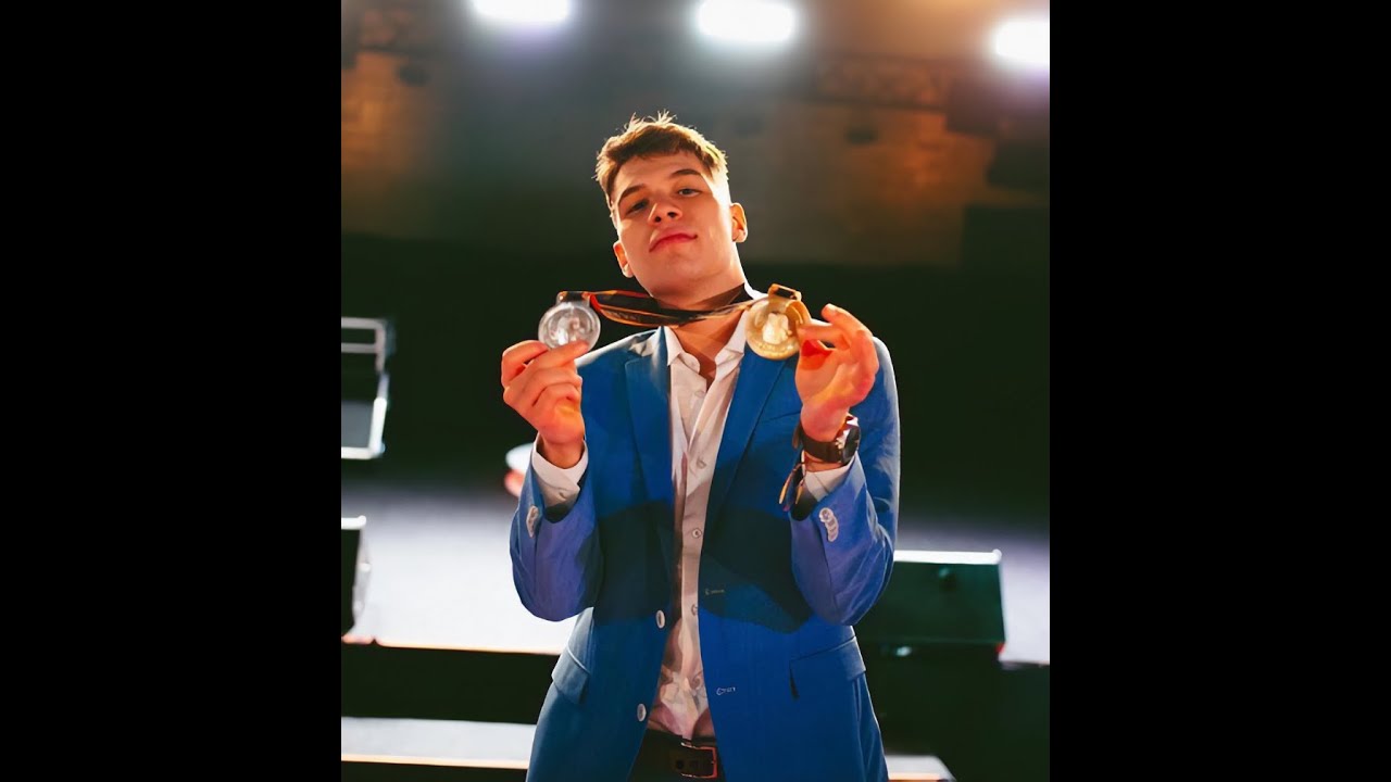 DIBUJANDO A UNICORNIO-GERMAN USINGER - YouTube