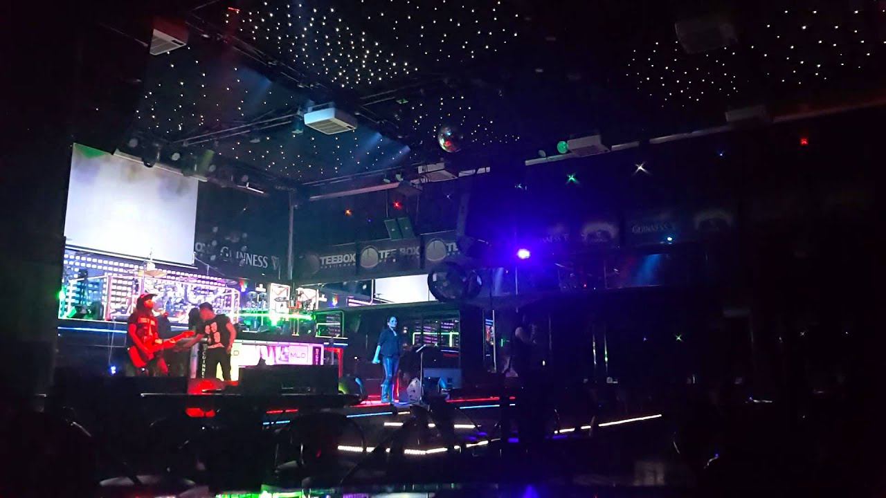 RockVolution Indonesia- Flash Light @Teebox padang - YouTube