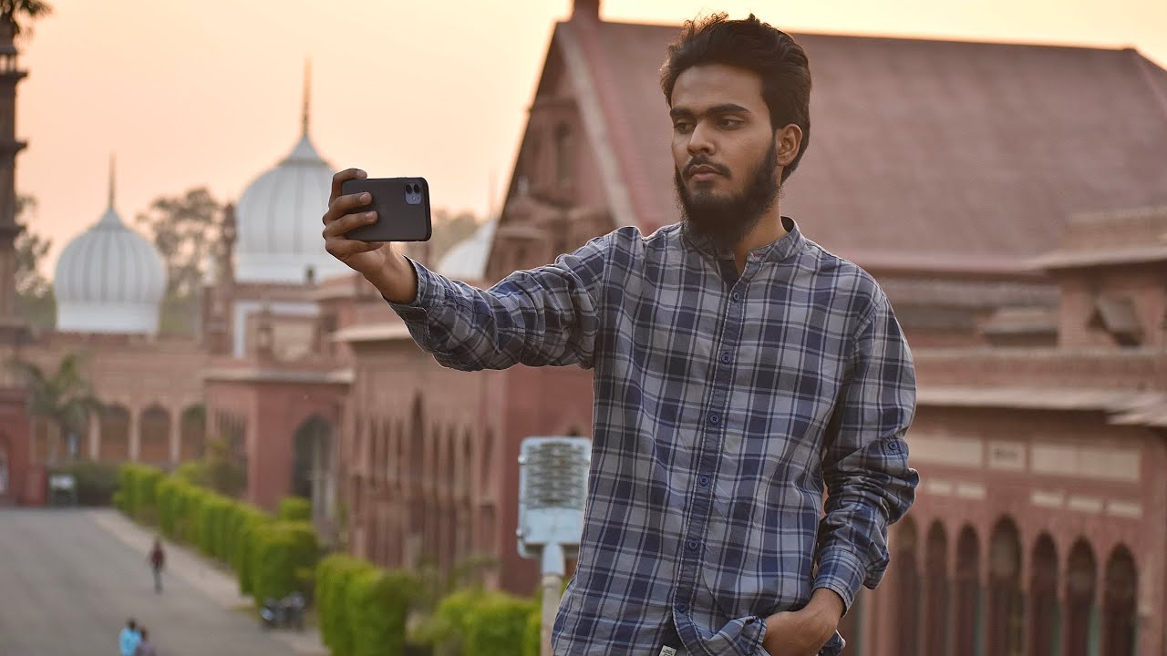 A Tour of Sir Syed Hall of AMU | AMU Hostels | AN Khan - YouTube