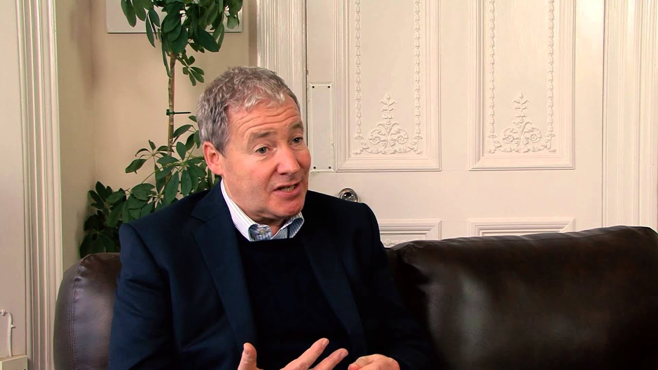 Rob Curling talks about his courier fraud experience - YouTube