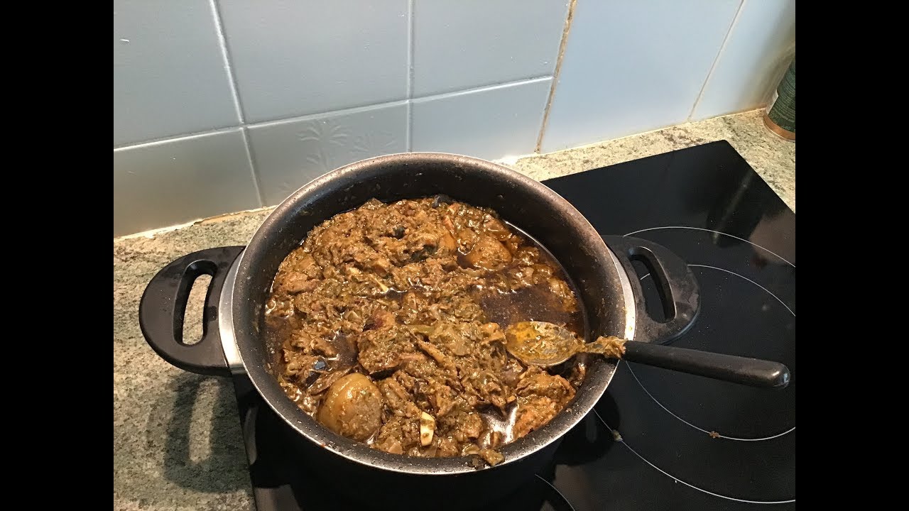 Destinycious Tv Cuisine Congolaise SAKA SAKA (Feuille de Manioc) - YouTube