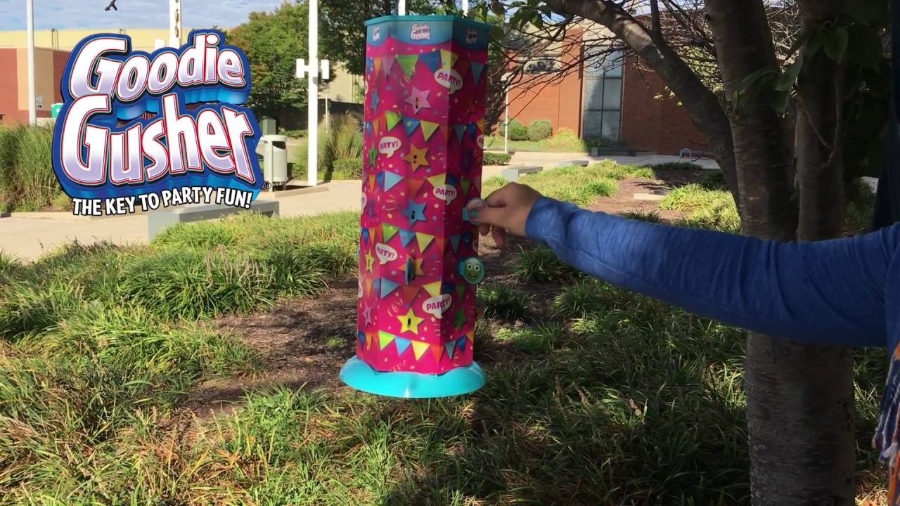 Pixie Pink Emoji Goodie Gusher, a Safe Alternative to the Piñata! - YouTube