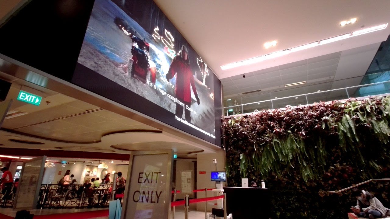 Singapore Changi Airport movie screening at St3ps at Terminal 3 - YouTube