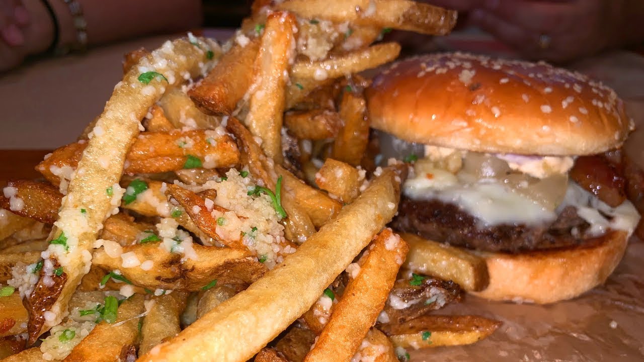 #7 Farm Burger, Atlanta, GA - BURGER WARS TOUR - YouTube